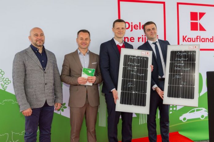 Kaufland otvorio nadstrešnice za automobile s ugrađenim solarnim panelima
